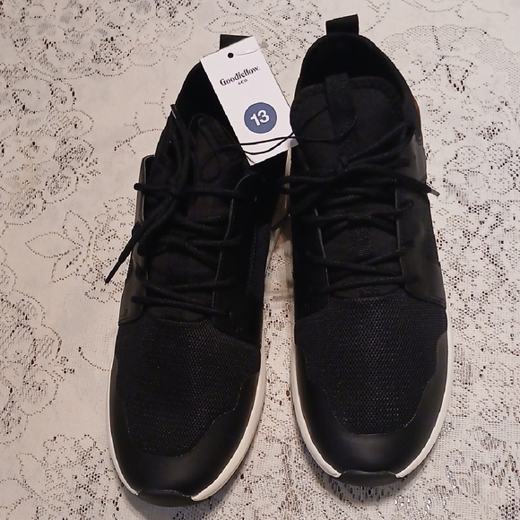 Goodfellow & Co | Shoes | Goodfellow Co Black Sneakers With Streamlined ...